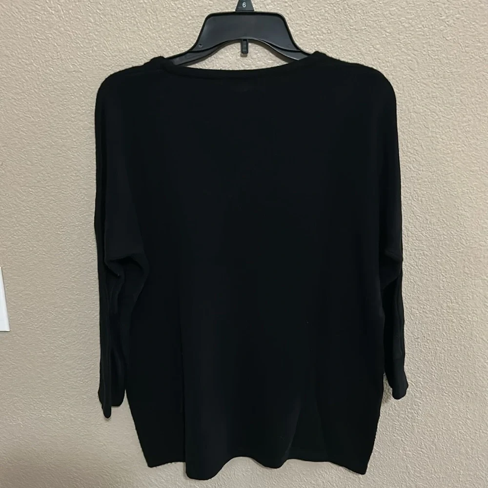Forever 21 | Sweaters | Gently Worn Sweater From Forever 2 This Is A ...